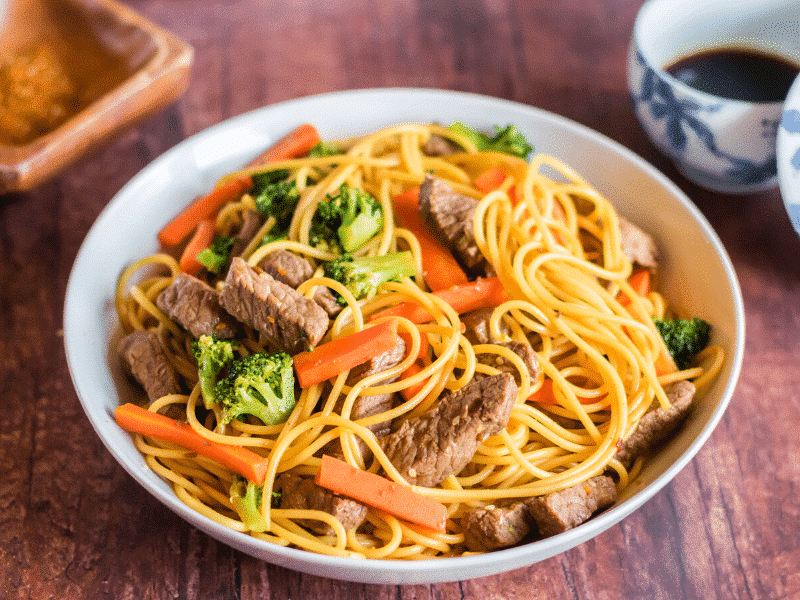Spicy Beef Lo Mein